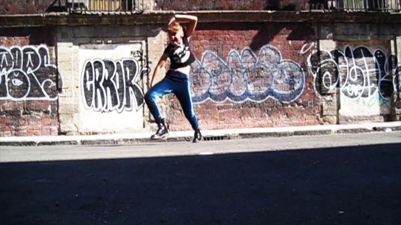 Bomba Estéreo - Soy Yo (Coreografía) - YouTube - YouTube