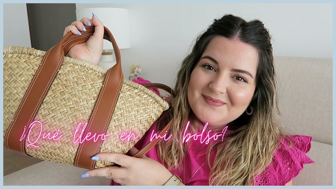 👜 ¿QUÉ LLEVO EN EL BOLSO? 👜 | LAURA MAGDALENO VLOGS - YouTube