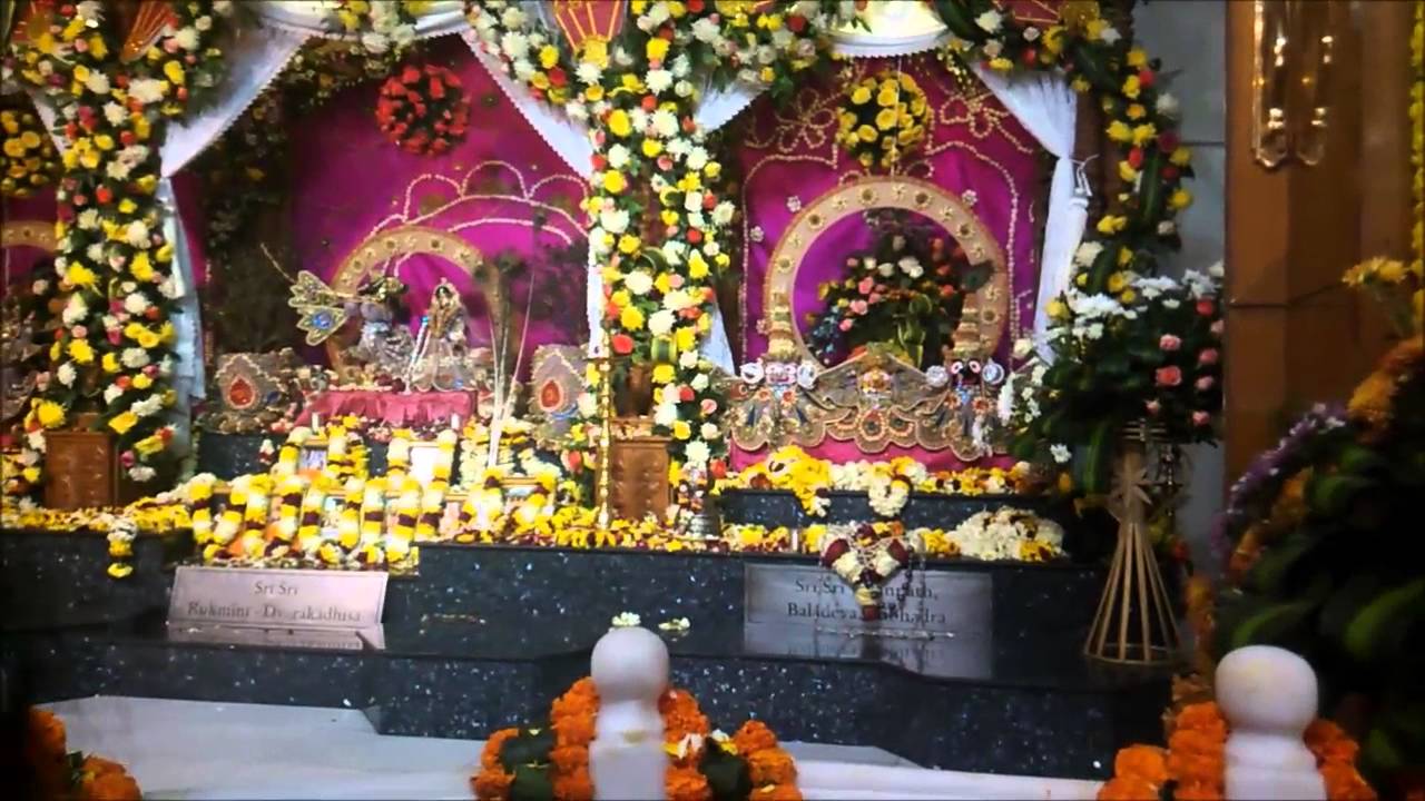 Sri Sri Rukmini Dwarkadhish Darshan | ISKCON Dwarka, Delhi - YouTube