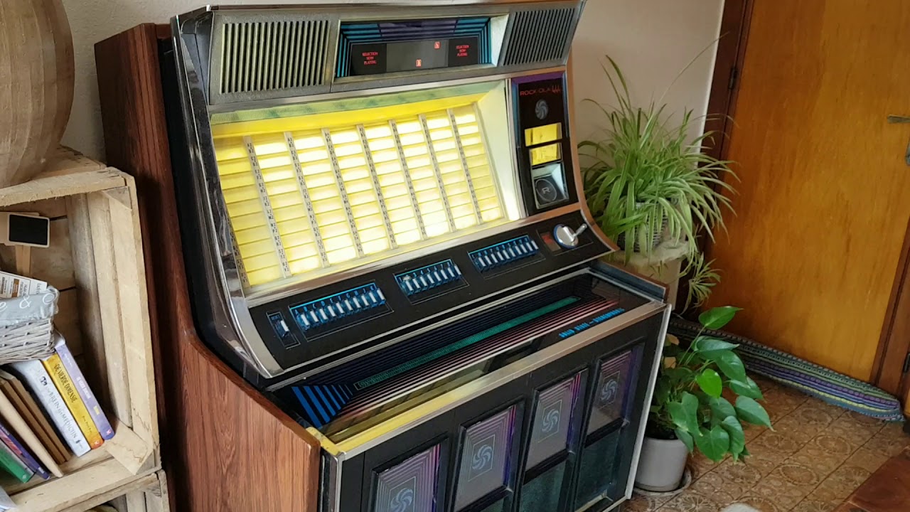 Rock-ola 444 - YouTube