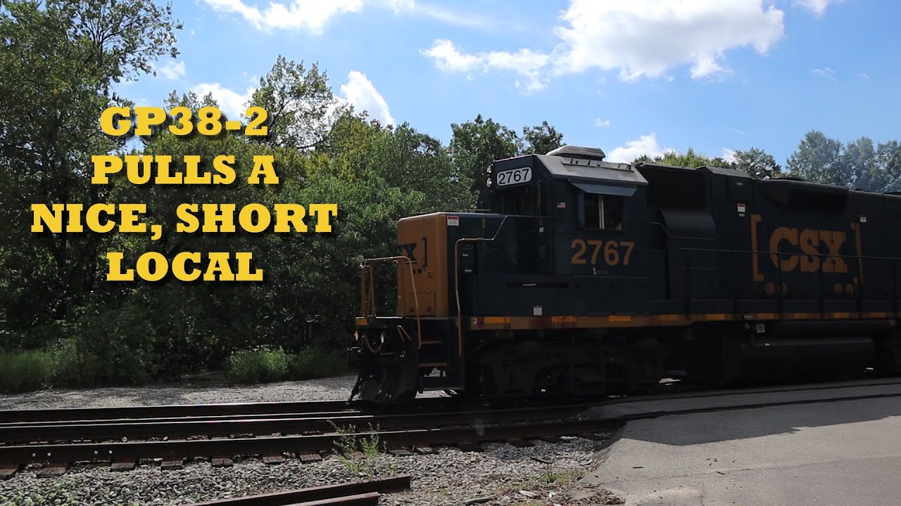 S02E252 CSX GP38-2 Pulls a Nice, Short Local (CSX, EMD, GP38-2, Conrail ...