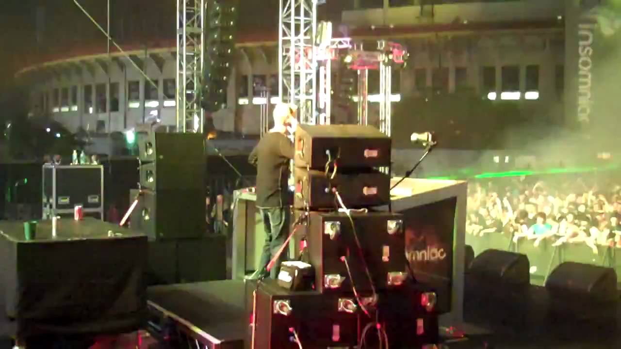 Dj Christopher Lawrence at EDC 2010 in HD Video - YouTube