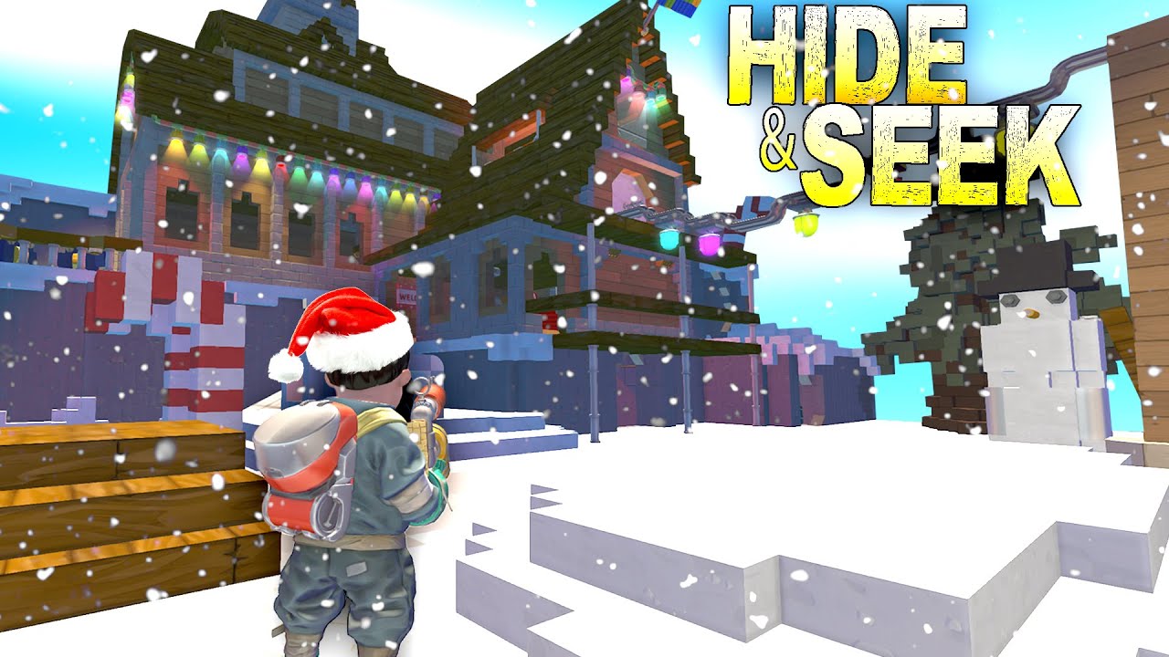 Hide and Seek in SANTAS WORKSHOP! - YouTube
