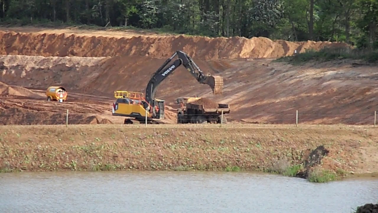 Quarry Plant Machinery At Work - YouTube