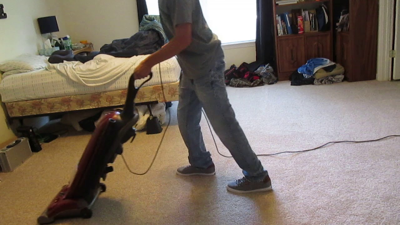 Eureka the boss smart vac vacuuming 7/12/2018 - YouTube