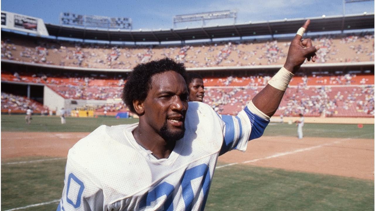 Mike Commodore attaque Mike Babcock - YouTube