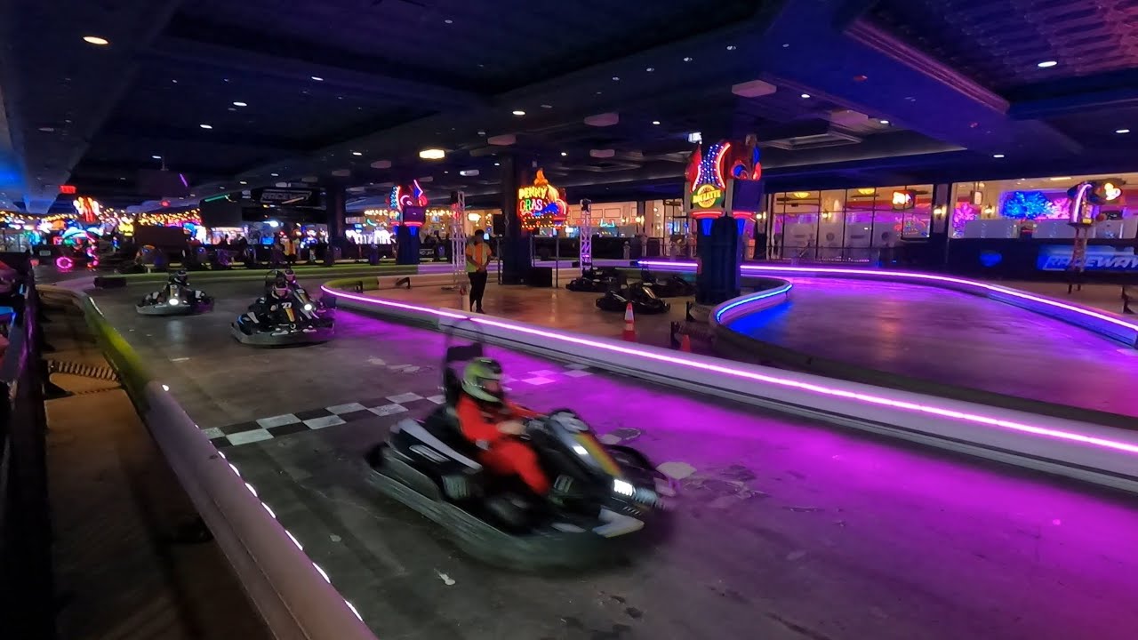 Lucky Snake at Showboat Hotel Atlantic City | Mini Golf | Roller Skate ...