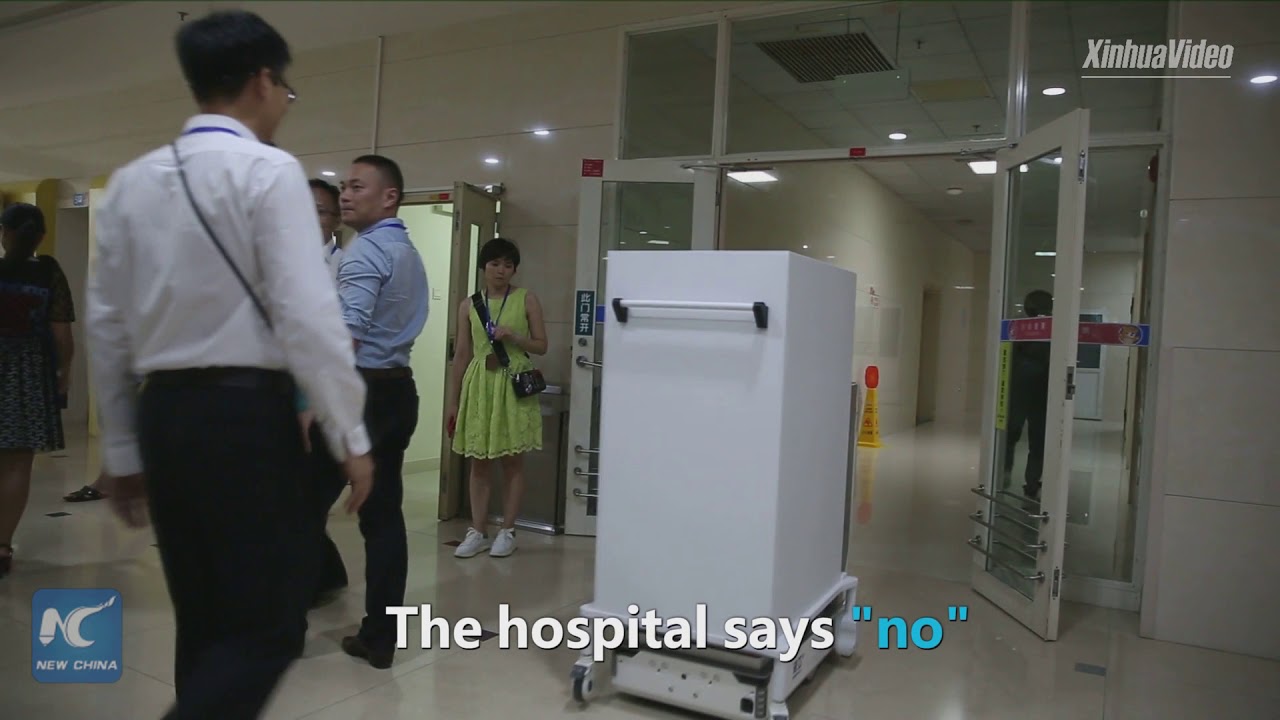 New comers to the medical team! Hospital in China's Guangzhou has robot ...