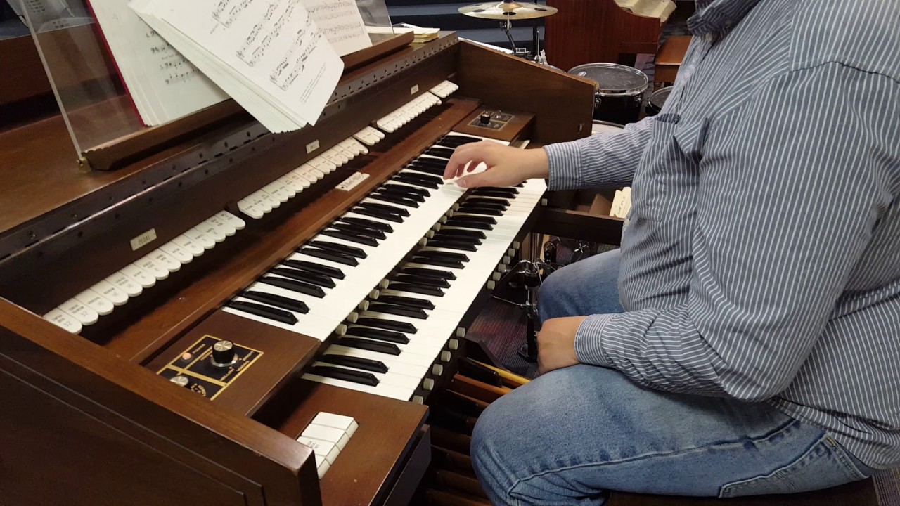 Allen Digital Computer Organ(2) - YouTube