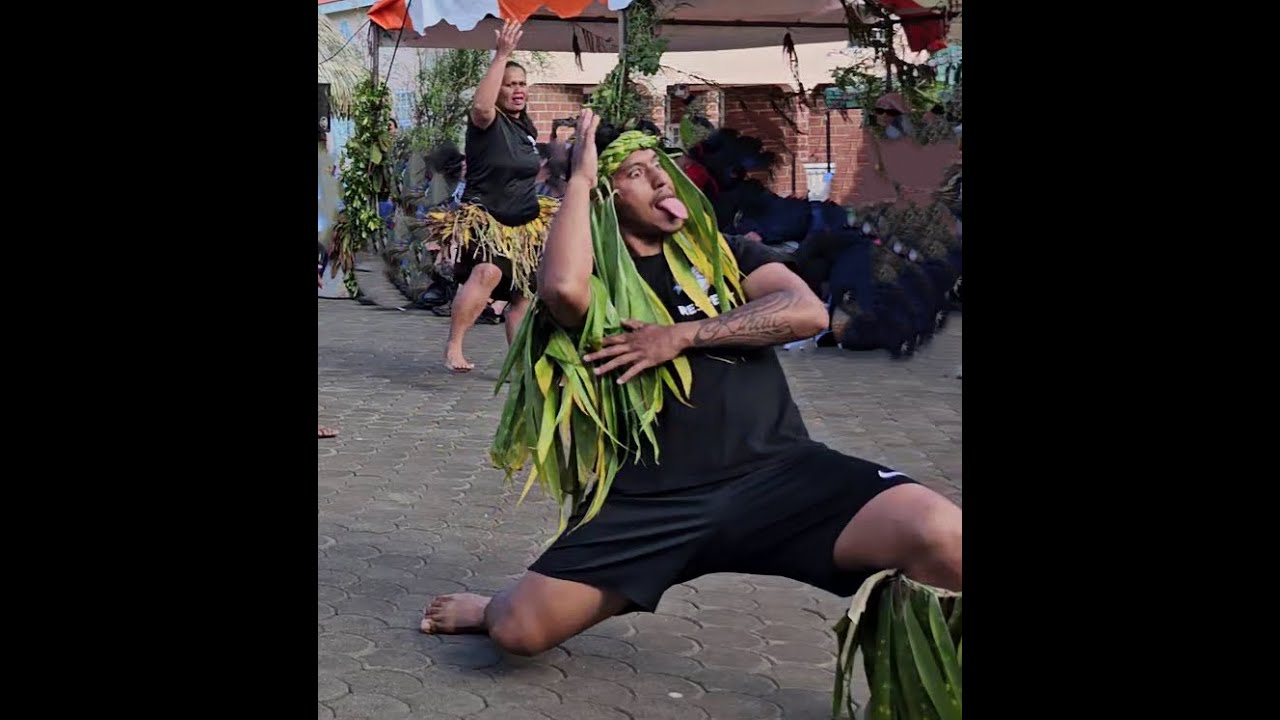 Rapa Iti Welcome Dance - French Polynesia - YouTube