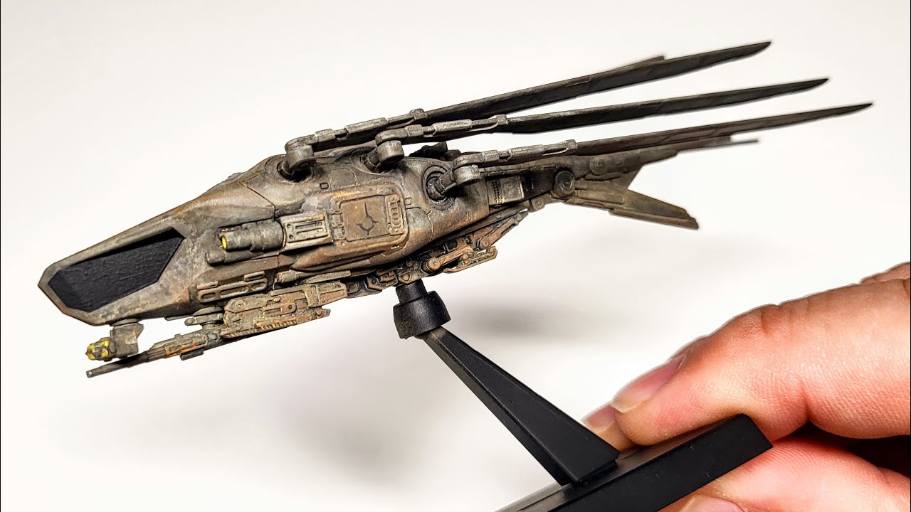 How to weather a realistic Dune Harkonnen Ornithopter - YouTube