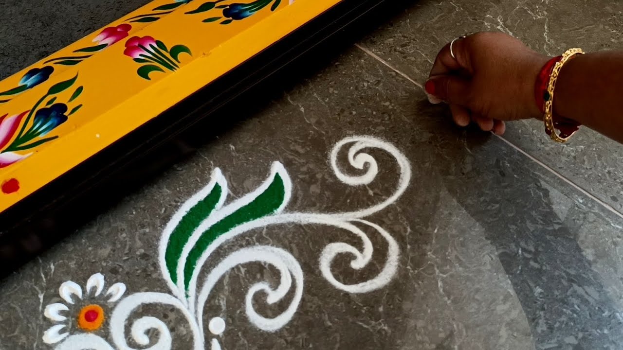 Easy border rangoli designs | Friday rangoli | Simple side designs ...