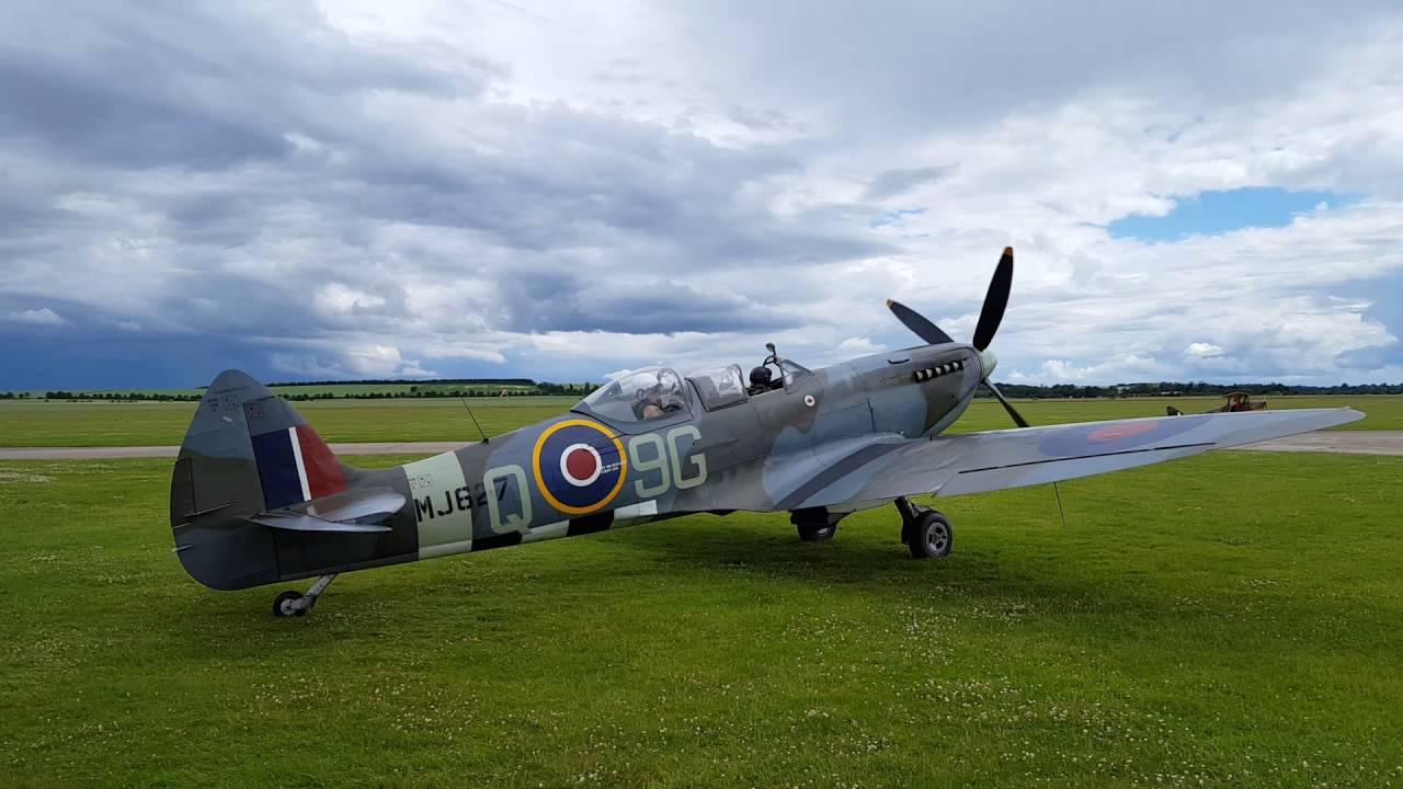 Spitfire IWM Duxford June 2016 - YouTube
