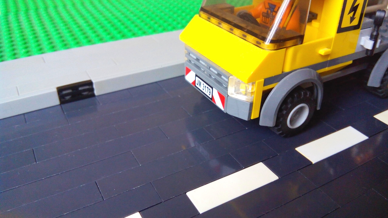 How To Build Road & Sidewalks For LEGO City - YouTube