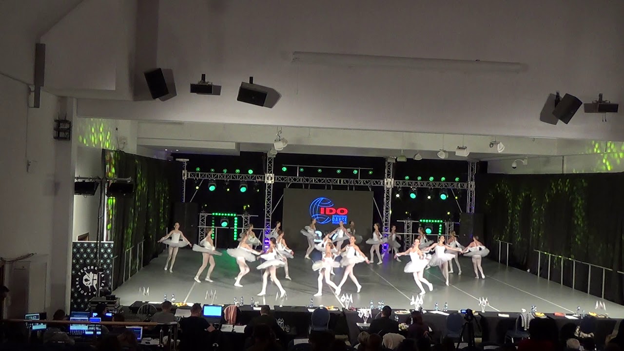Ballet Junior Large Group | RAMADA TEAM - YouTube