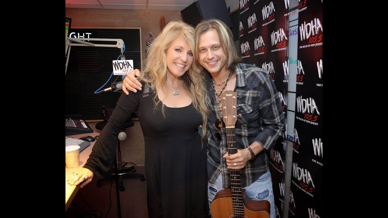 WDHA's Box of Rock With Janet Gardner - YouTube
