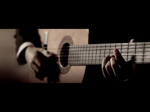Το ξεκινά μια ψαροπουλα στην κιθαρα - YouTube