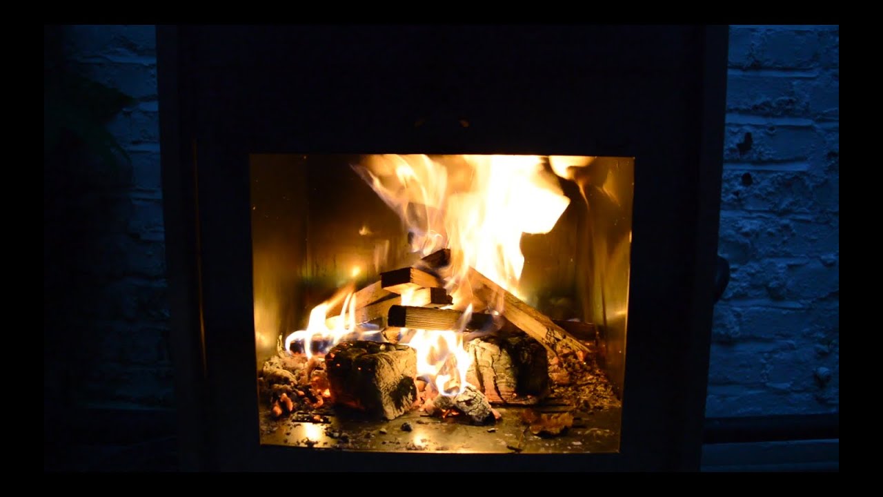 #26 Outdoor crackling fire, 2 hours of relaxing burning wood - YouTube