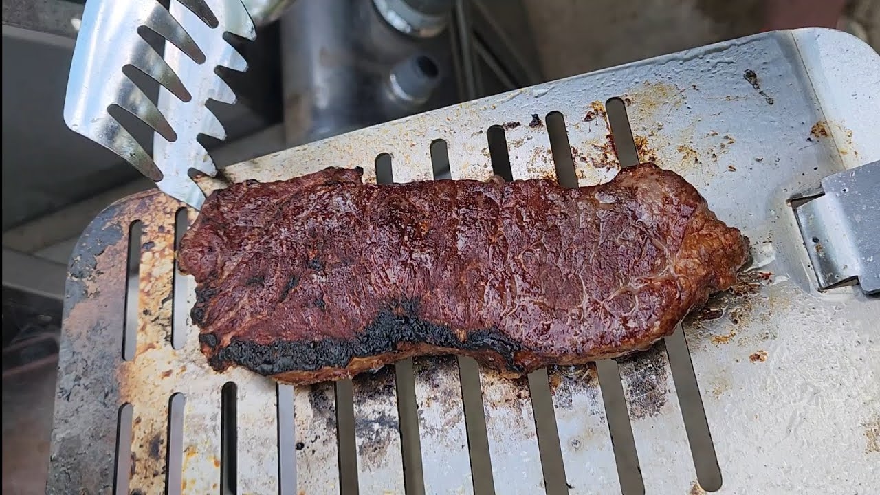 Back 40 infrared searing station, quick review and test searing steaks ...