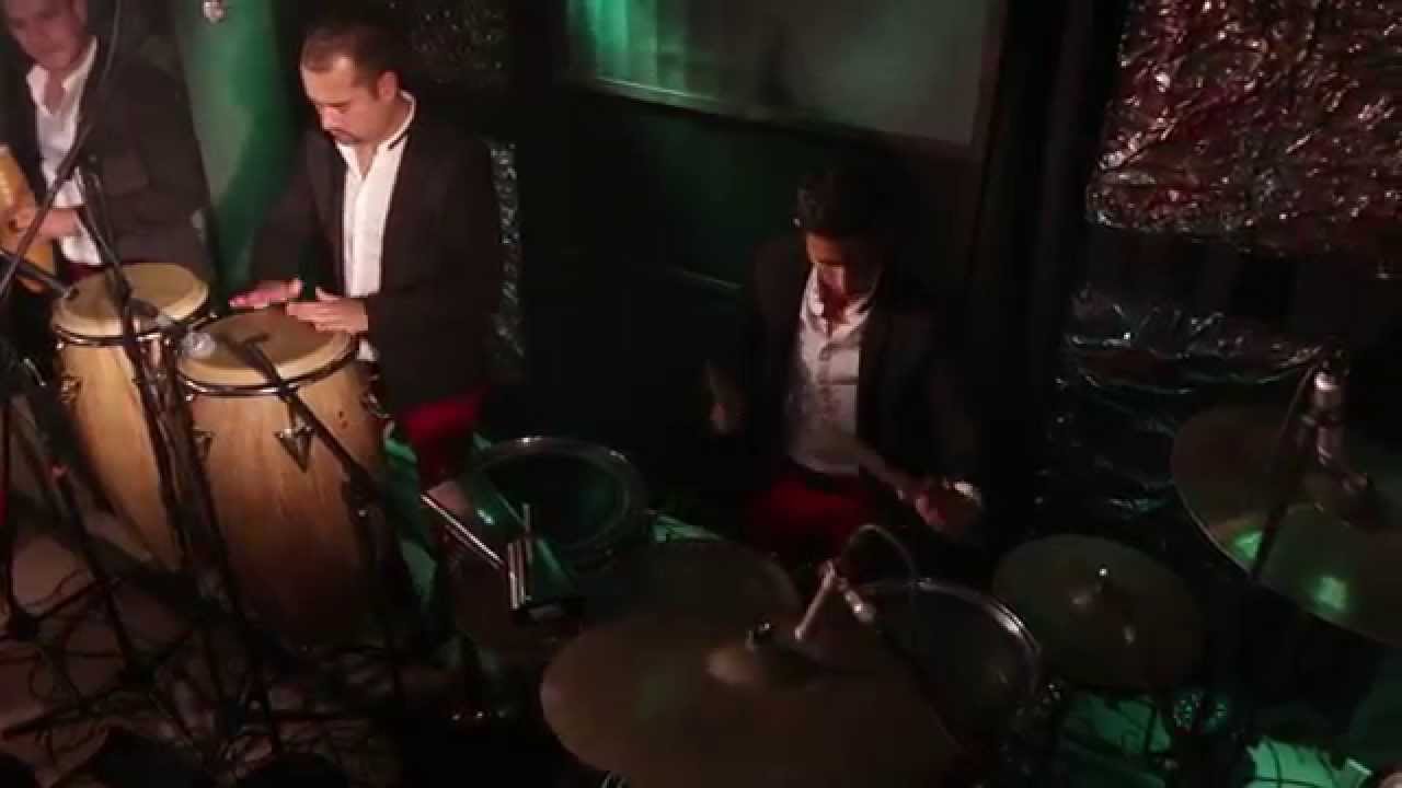 BANDA LA TREMENDA - NEGRITA EAE, CONOZCO UNA NEGRA, EL BOMBON - YouTube