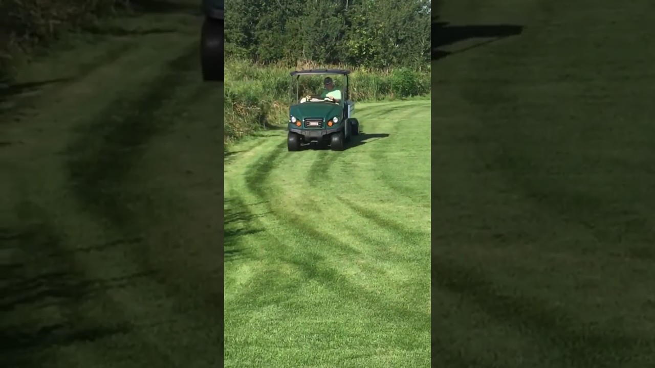 Turfco torrent 2 turbine blower in action - YouTube