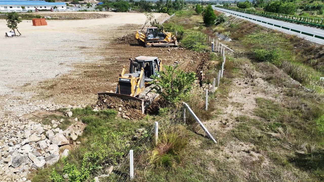 Successful Complete Side Wall Power Big Bulldozer SHANTUI SD32 ...