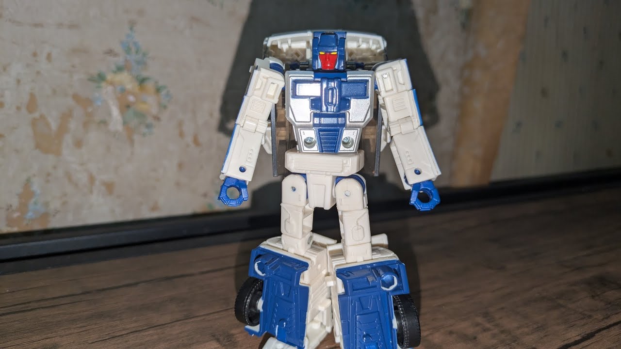 transformers legacy evolution deluxe class breakdown - YouTube