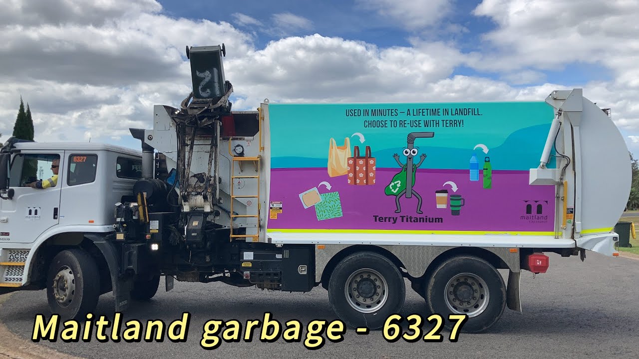 Maitland garbage - 6327 - YouTube