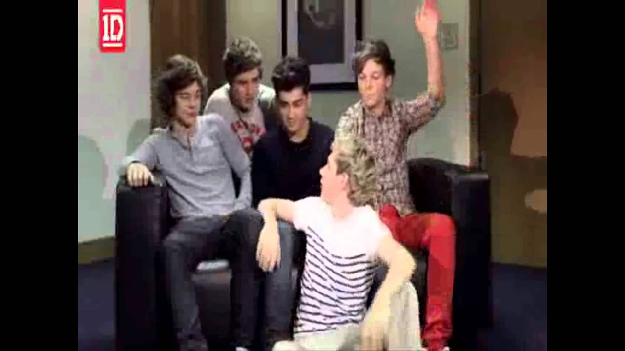 One Direction Funny Moments - YouTube