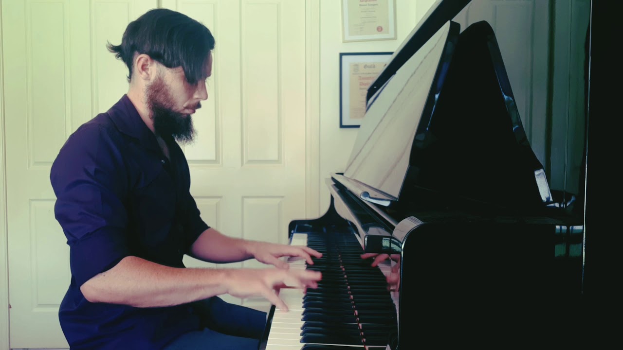 A Conjuring | Daniel Langdon - YouTube