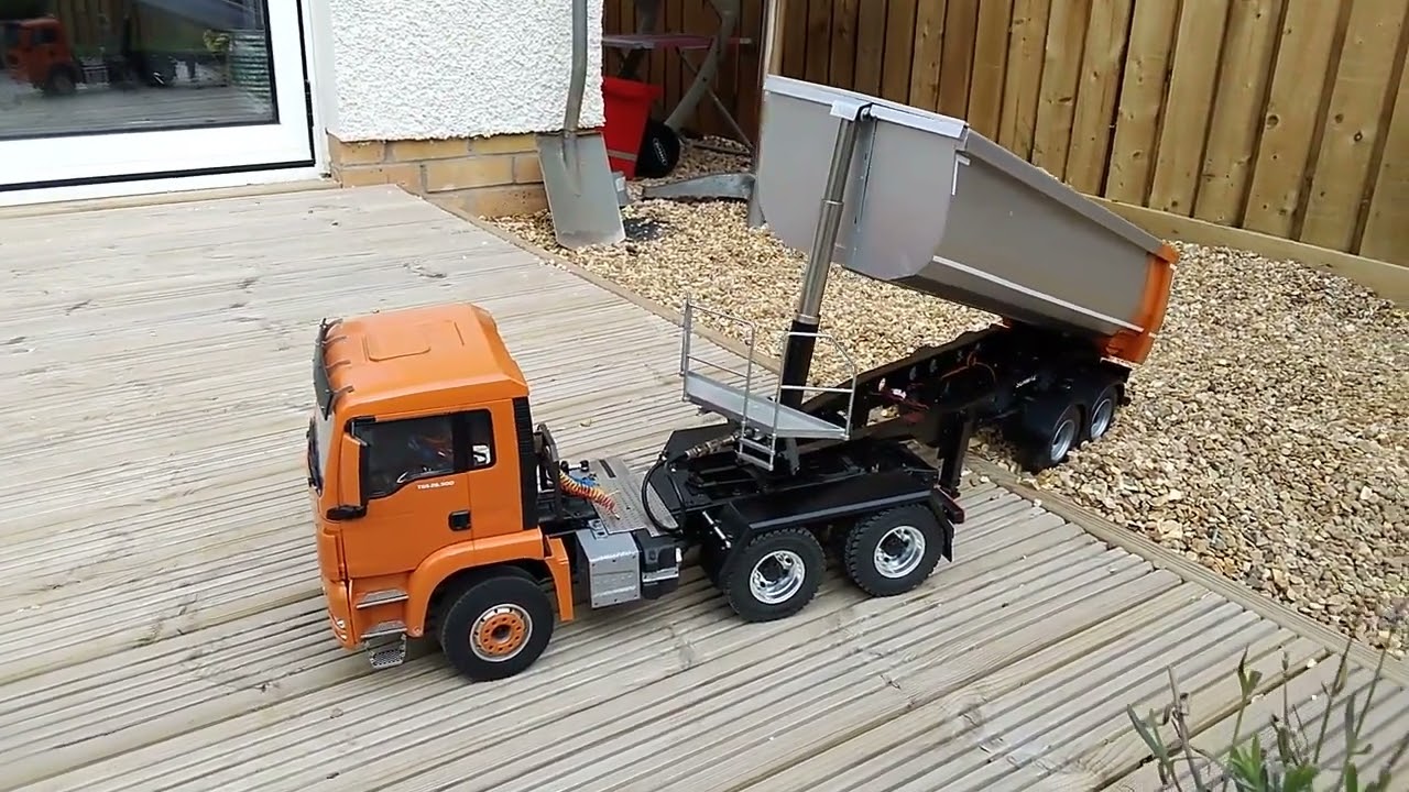 RC Tamiya /Lesu MAN TGS 500 6x4 artic tipper - YouTube