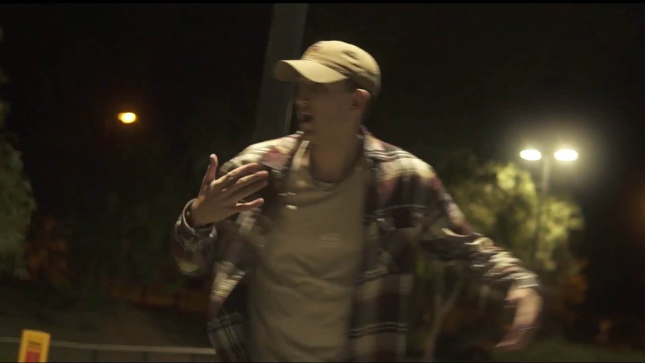 LAVEZ - New to Me (Official Music Video) - YouTube