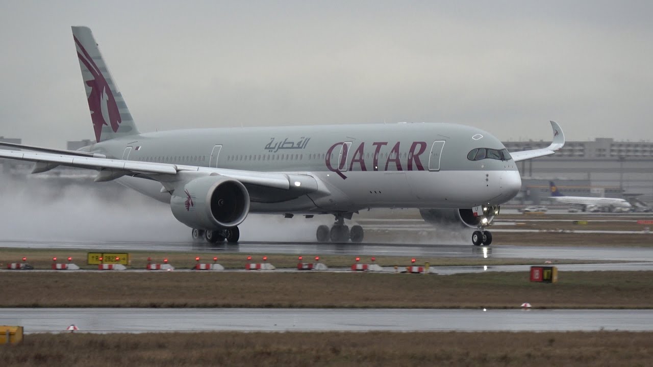 Airbus A350-941 // wet Take-Off // Qatar Airways // A7-ALF @ Frankfurt ...