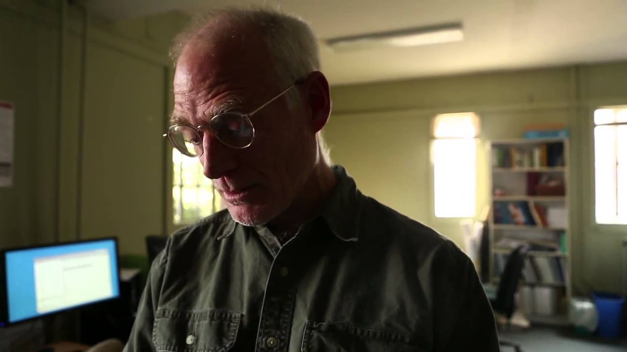 Raw Video: Geologist on history of mudslides near Oso - YouTube
