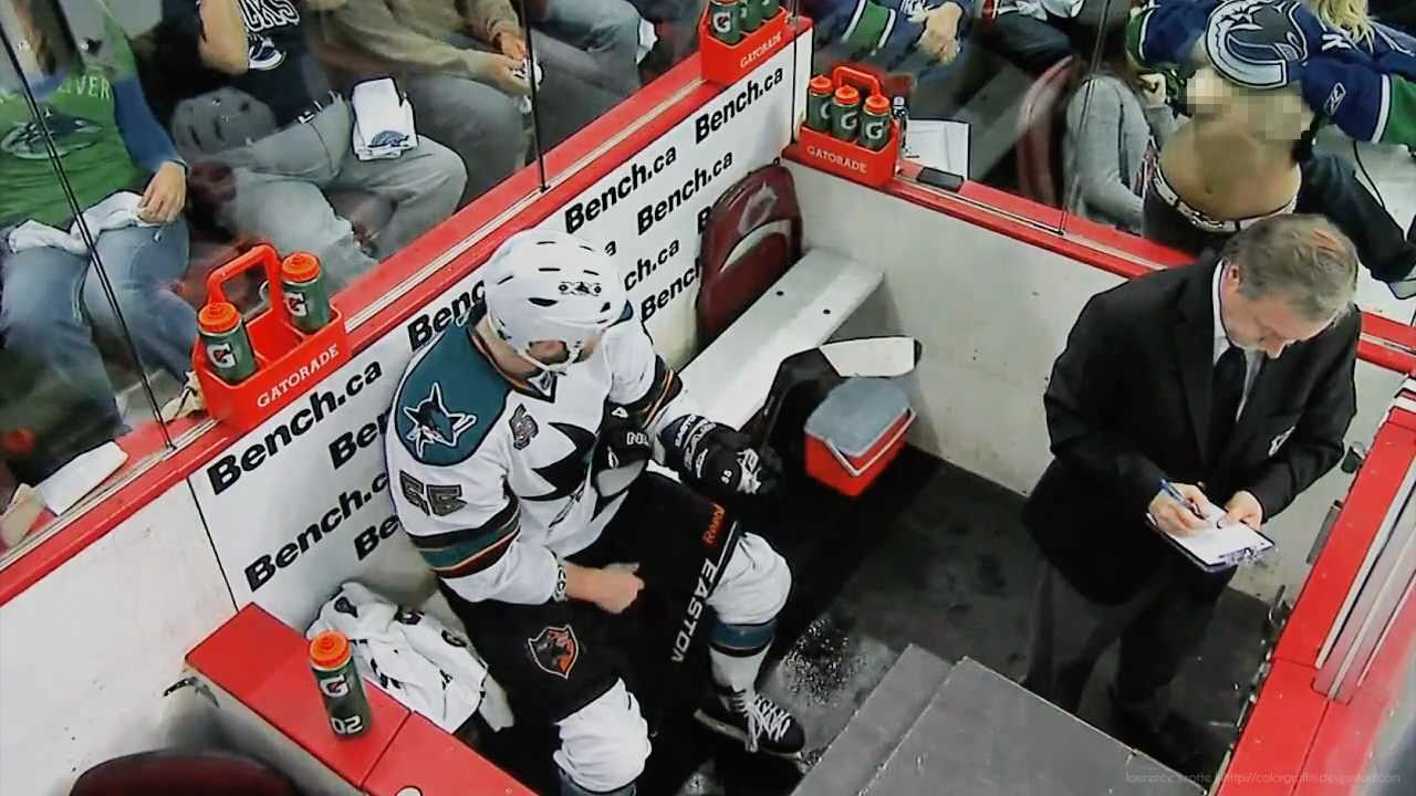 Vancouver Canucks Fan Flashes Boobs at Ben Eager - YouTube