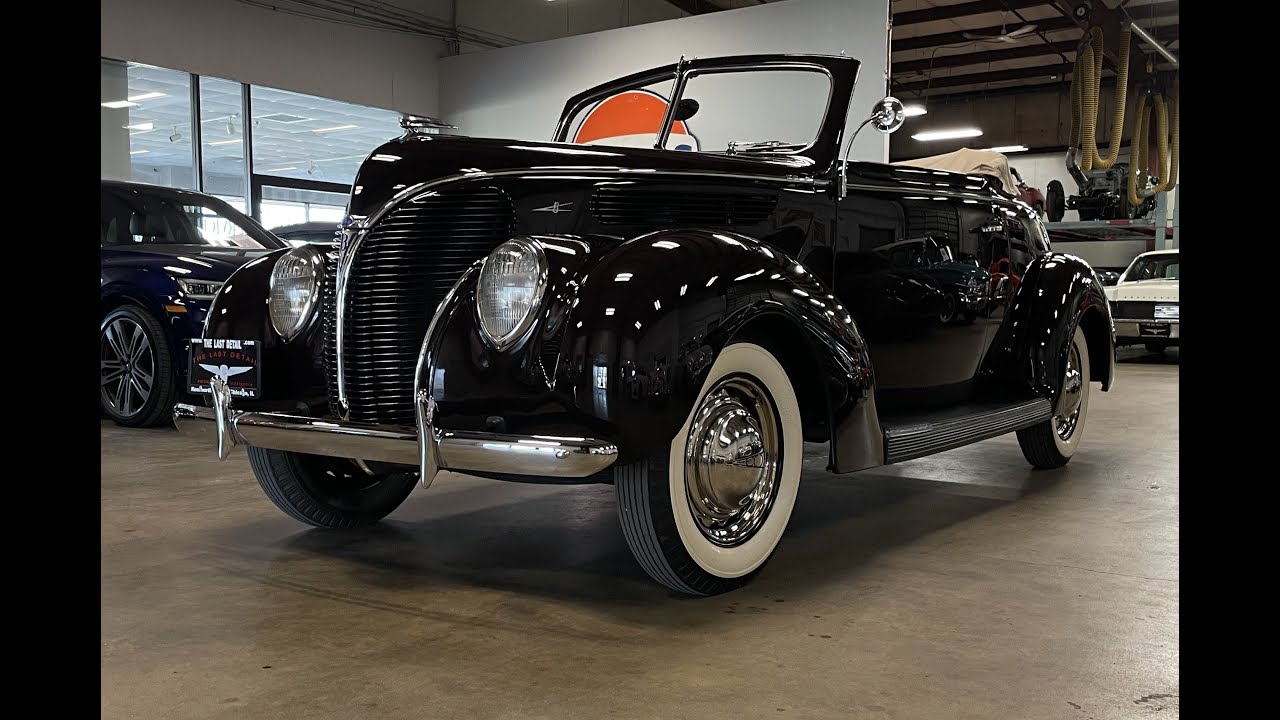 1938 Ford Deluxe V8 - YouTube