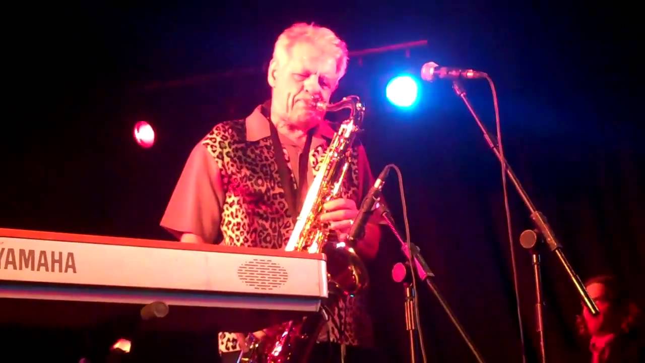 Roddy Jackson. Hiccups - YouTube