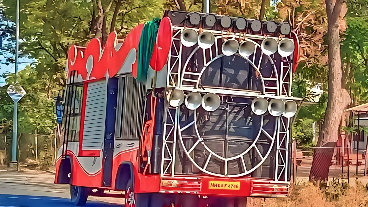 GULAB BABA BAND PARTY SPECIAL 🔥💪 DHAMANGAON PLAYING IN SHEGAON 💯 - YouTube