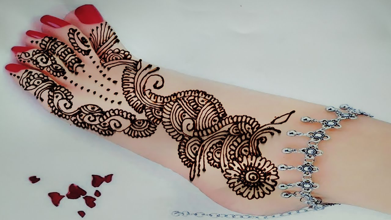 KAVERI Mehndi new design -নতুন ডিজাইনের আফরিন ম্যাডাম পায়ে মেহেদি পরা ...