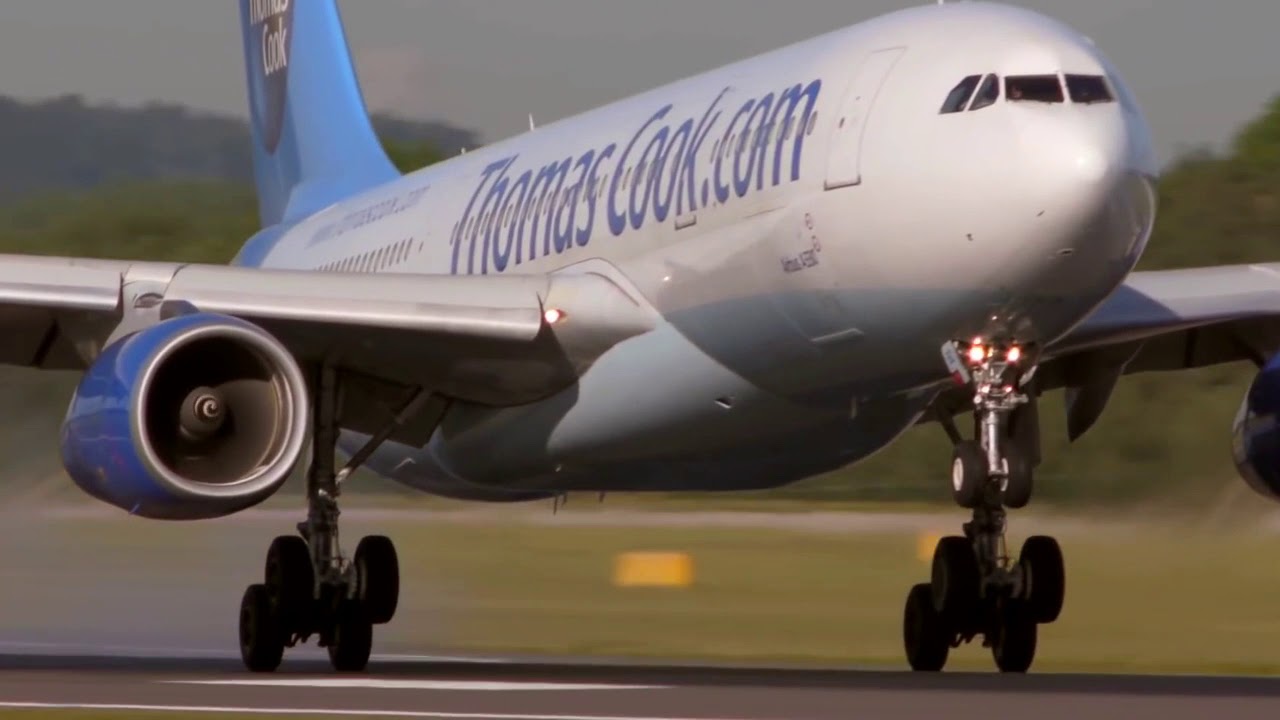 Smooth Landing Plane.....it's too good landing in the world...it's ...