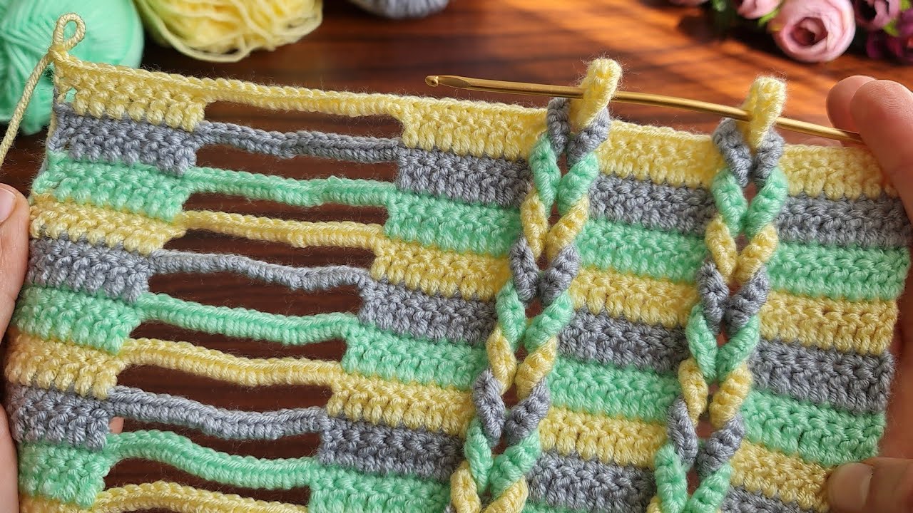 Look how beautiful! only 2 rows and such beauty! Crochet pattern. - YouTube