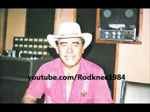 Valerio Longoria - Carabina Treinta Treinta / Oye Mi Vida - YouTube