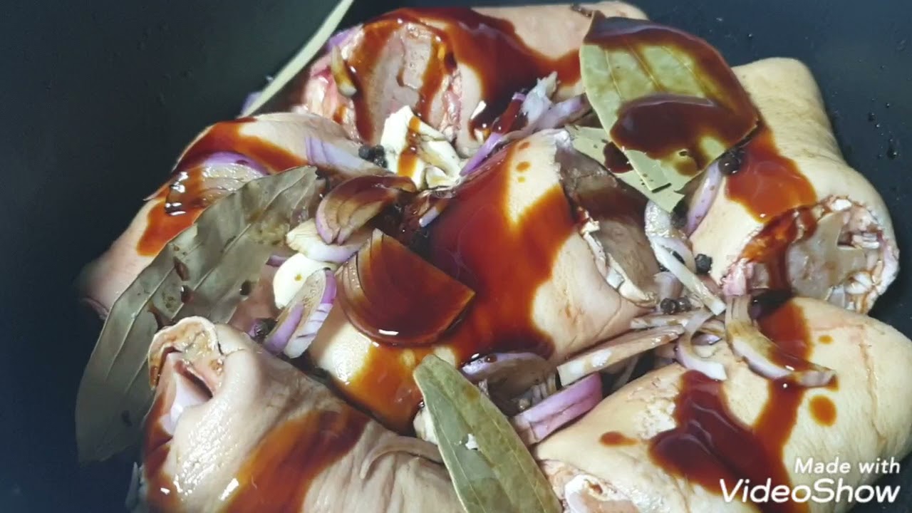 How to cook adobong pata - YouTube