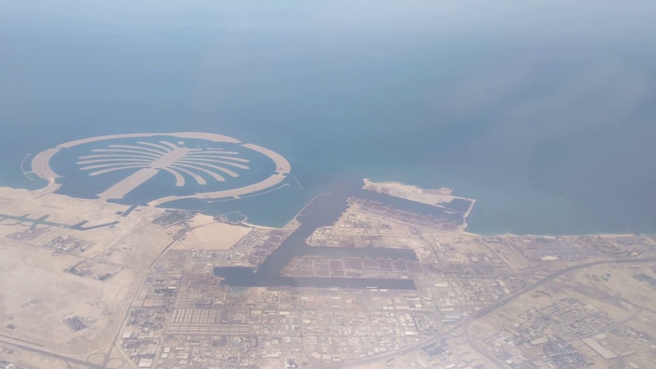 [4K] Flying over Dubai, Aerial view from Plane Window - YouTube