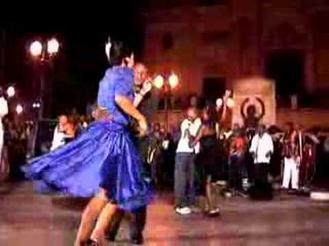 Salsa Cubana Dance Competition - Santiago, Cuba - YouTube