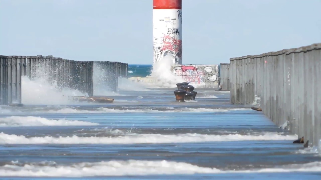 CRAZY SCENE @ ONTARIO BEACH PARK, ROCHESTER N.Y., @ THE CHARLOTTE PIER ...