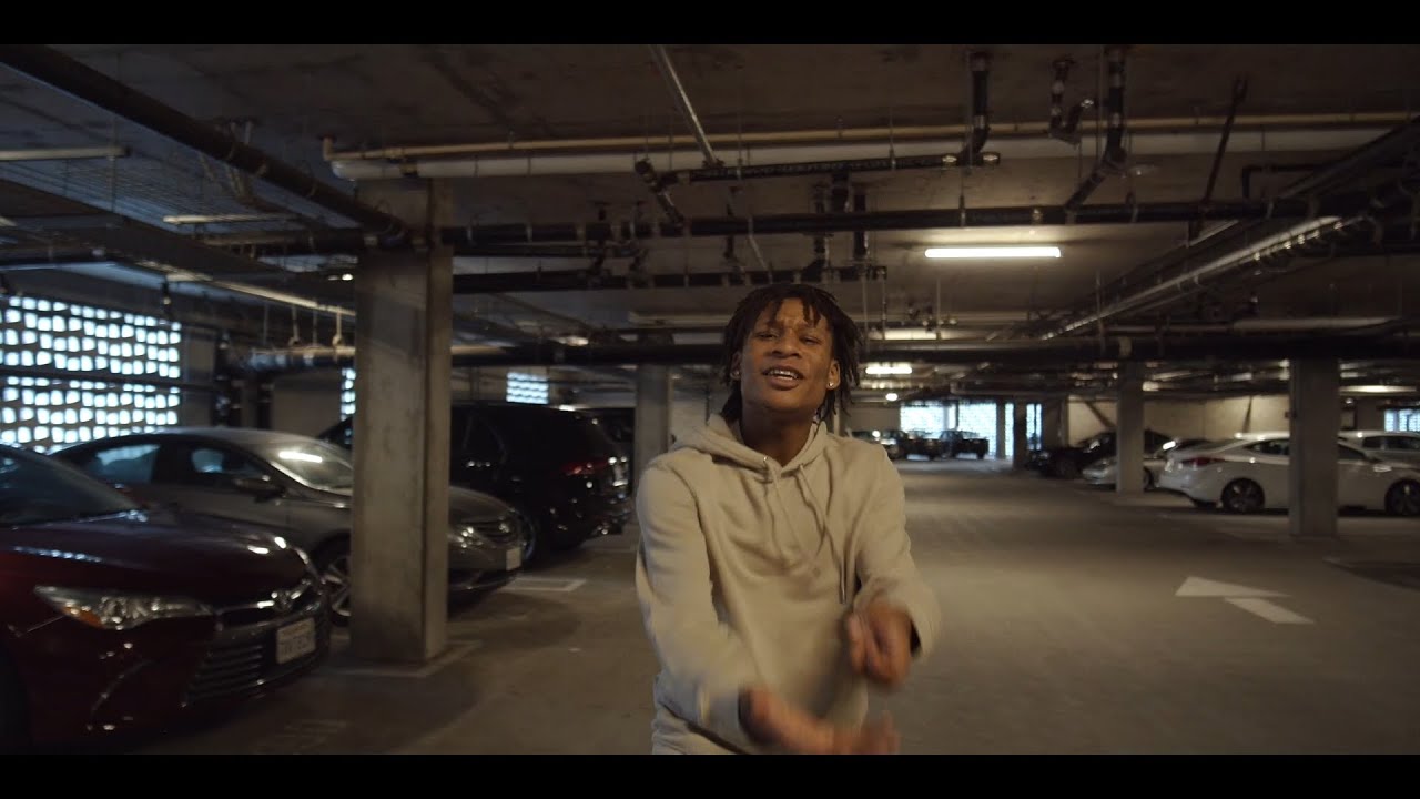 Vellydagoat - RiRi (Go!) [Official Video] - YouTube