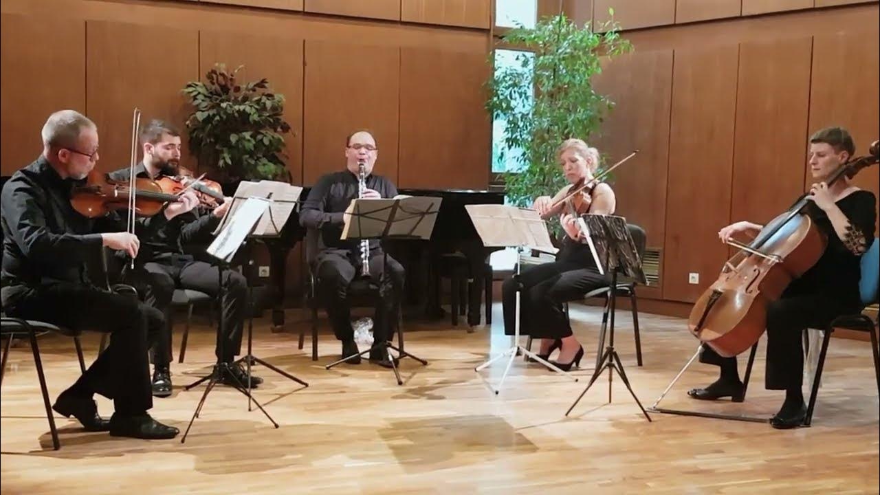 Mozart | Clarinet Quintet K581: II. Larghetto (Basset Clarinet) - YouTube