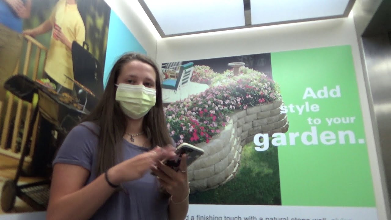 Abell Hydraulic Elevator - Menards - Champaign, IL - YouTube