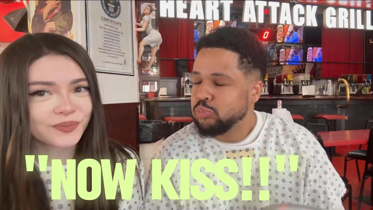 Nick and itsKatchii Mistaken for a Couple - YouTube